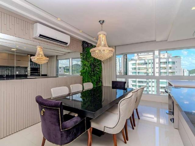 Apartamento para Venda em Balneário Camboriú/SC Pioneiros 3 Quartos