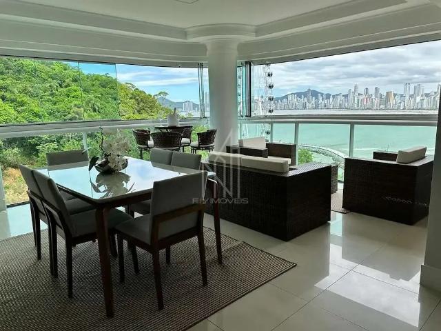 Apartamento para Venda em Balneário Camboriú/SC Pioneiros 3 Quartos