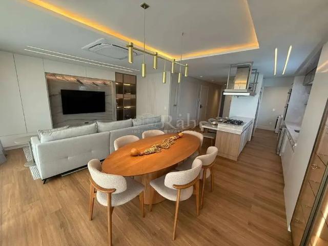 Apartamento para Venda em Balneário Camboriú/SC Pioneiros 3 Quartos