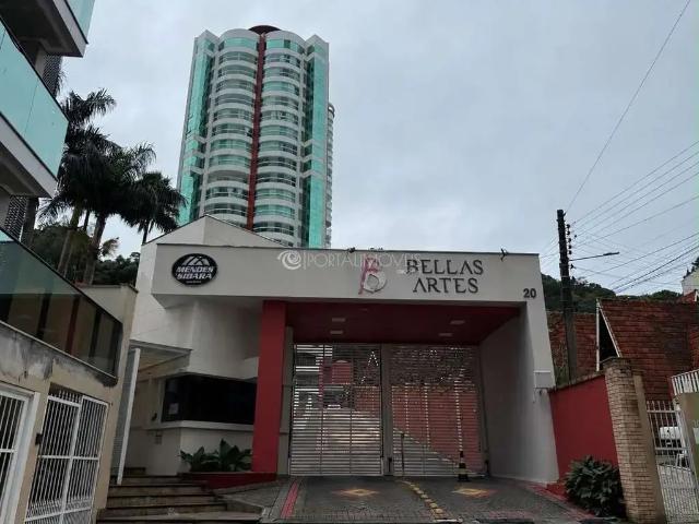 Apartamento para Venda em Balneário Camboriú/SC Pioneiros 3 Quartos