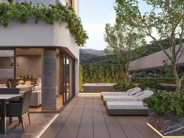 Apartamento para Venda em Balneário Camboriú/SC Pioneiros 3 Quartos
