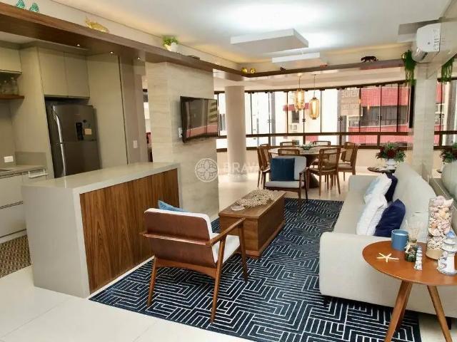Apartamento para Venda em Balneário Camboriú/SC Praia das Taquaras 3 Quartos