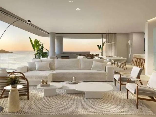 Apartamento para Venda em Balneário Camboriú/SC Praia do Estaleiro 4 Quartos