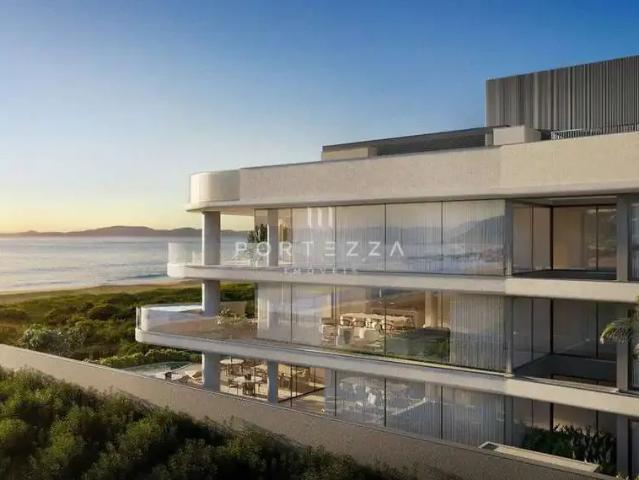 Apartamento para Venda em Balneário Camboriú/SC Praia do Estaleiro 4 Quartos
