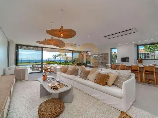 Apartamento para Venda em Balneário Camboriú/SC Praia do Estaleiro 5 Quartos