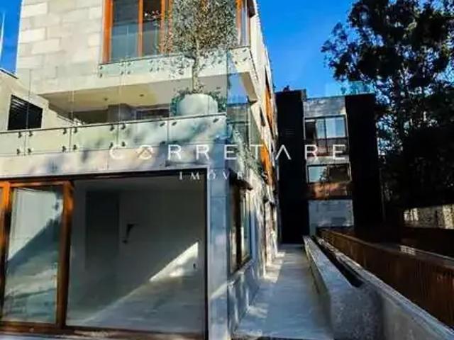 Apartamento para Venda em Balneário Camboriú/SC Praia do Estaleiro 3 Quartos