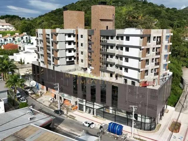 Apartamento para Venda em Balneário Camboriú/SC Praia dos Amores 2 Quartos