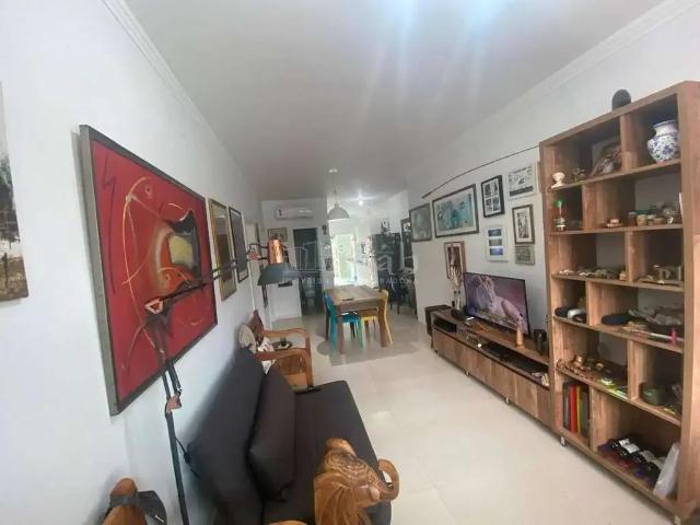 Apartamento para Venda em Balneário Camboriú/SC Praia dos Amores 2 Quartos