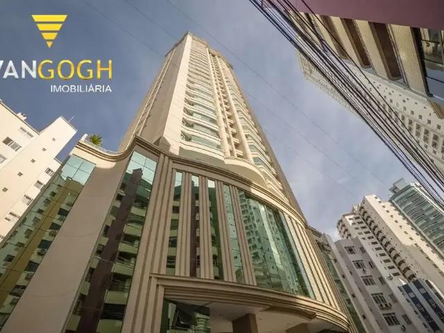 Apartamento para Venda em Balneário Camboriú/SC Quadra Mar 3 Quartos