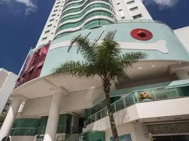 Apartamento para Venda em Balneário Camboriú/SC Quadra Mar 3 Quartos