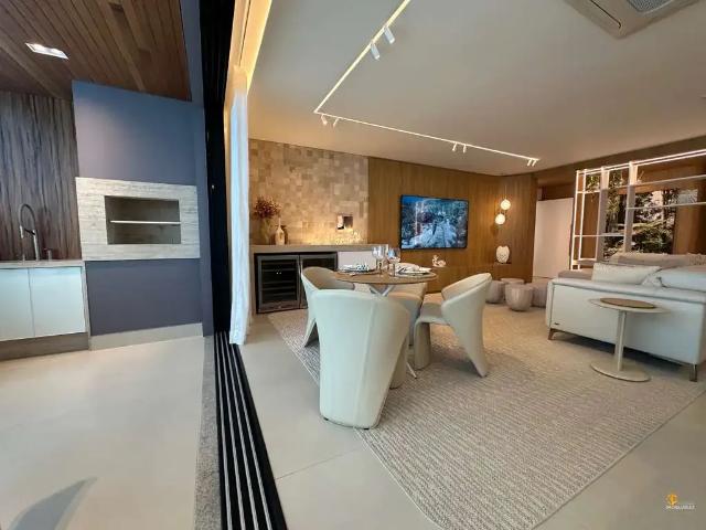 Apartamento para Venda em Balneário Piçarras/SC Centro 4 Quartos