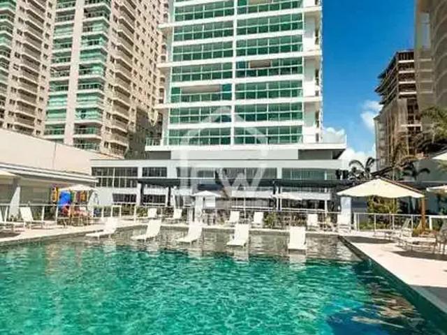 Apartamento para Venda em Balneário Piçarras/SC Centro 6 Quartos