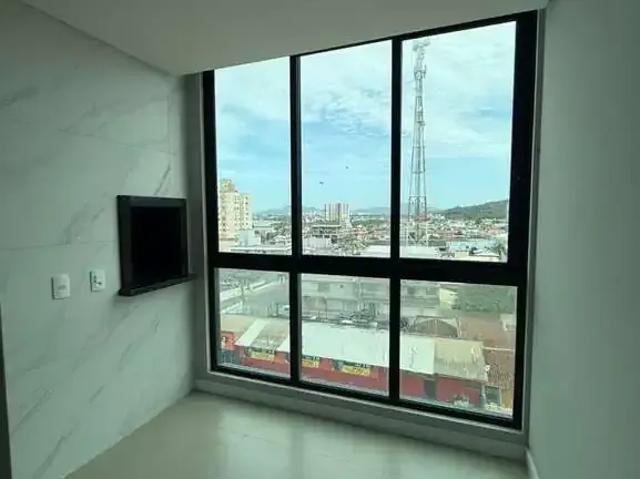 Apartamento para Venda em Balneário Piçarras/SC Centro 2 Quartos