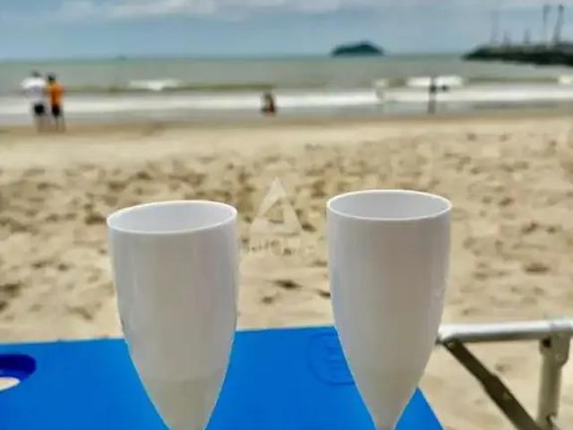 Apartamento para Venda em Balneário Piçarras/SC Centro 2 Quartos