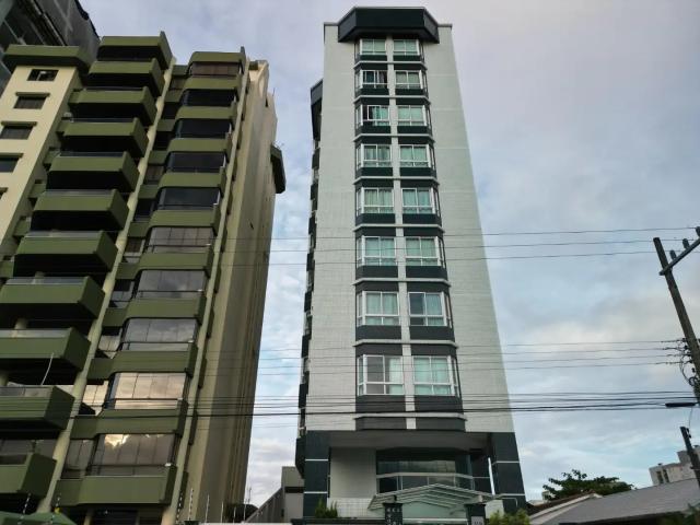Apartamento para Venda em Balneário Piçarras/SC Centro 2 Quartos
