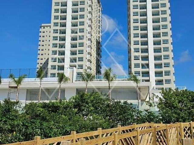 Apartamento para Venda em Balneário Piçarras/SC Centro 2 Quartos