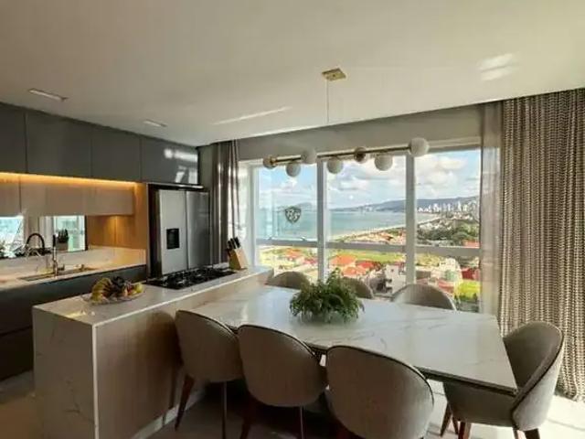 Apartamento para Venda em Balneário Piçarras/SC Centro 3 Quartos