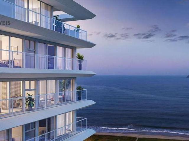 Apartamento para Venda em Balneário Piçarras/SC Centro 3 Quartos