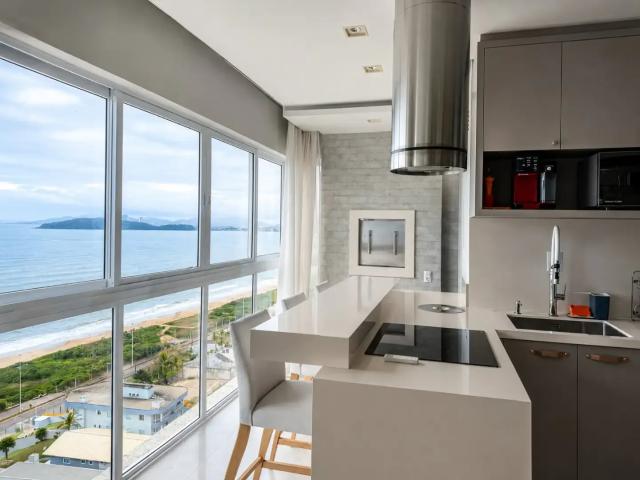 Apartamento para Venda em Balneário Piçarras/SC Centro 3 Quartos