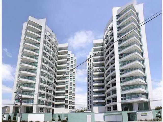 Apartamento para Venda em Balneário Piçarras/SC Centro 3 Quartos