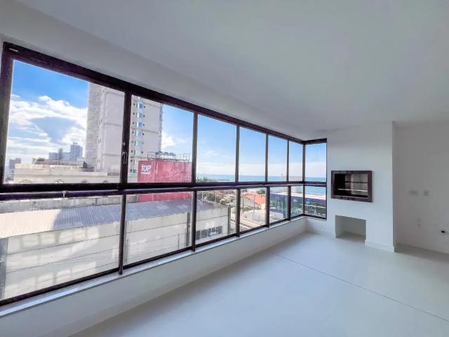 Apartamento para Venda em Balneário Piçarras/SC Centro 3 Quartos