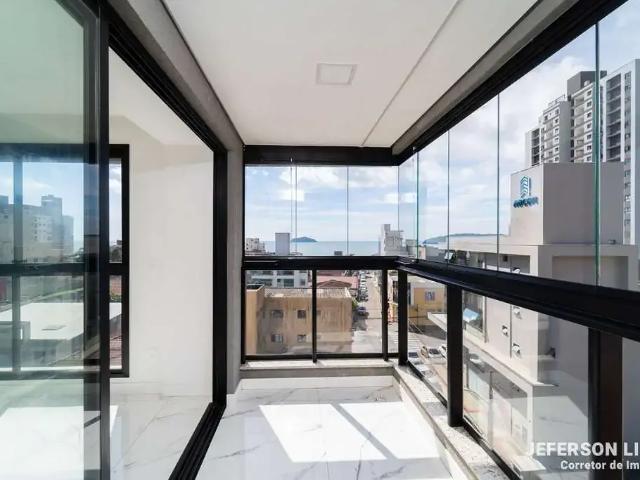 Apartamento para Venda em Balneário Piçarras/SC Centro 3 Quartos