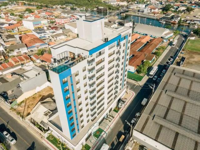 Apartamento para Venda em Balneário Piçarras/SC Centro 3 Quartos