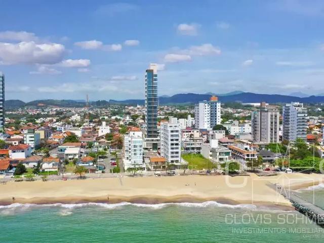 Apartamento para Venda em Balneário Piçarras/SC Centro 3 Quartos