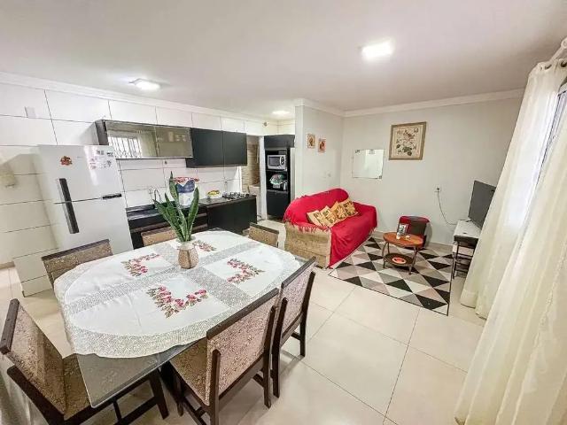 Apartamento para Venda em Balneário Piçarras/SC Itacolomi 2 Quartos