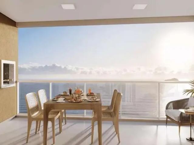 Apartamento para Venda em Balneário Piçarras/SC Itacolomi 2 Quartos