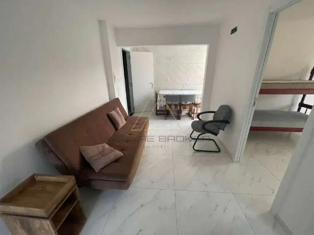 Apartamento para Venda em Balneário Piçarras/SC Itacolomi 2 Quartos