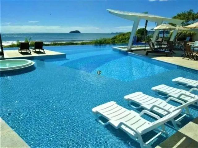 Apartamento para Venda em Balneário Piçarras/SC Itacolomi 2 Quartos