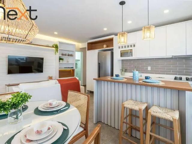 Apartamento para Venda em Balneário Piçarras/SC Itacolomi 2 Quartos