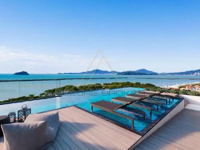 Apartamento para Venda em Balneário Piçarras/SC Itacolomi 2 Quartos