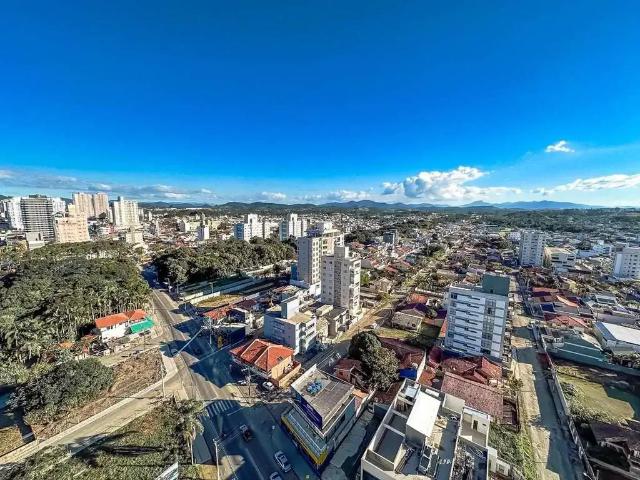 Apartamento para Venda em Balneário Piçarras/SC Itacolomi 2 Quartos