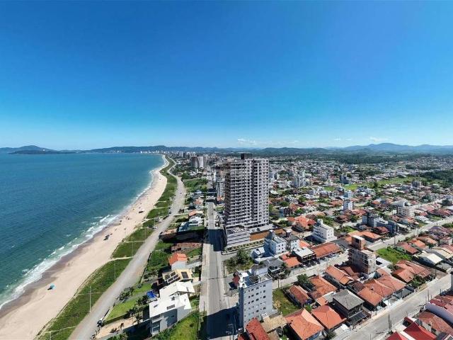 Apartamento para Venda em Balneário Piçarras/SC Itacolomi 2 Quartos