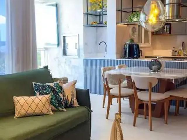 Apartamento para Venda em Balneário Piçarras/SC Itacolomi 2 Quartos