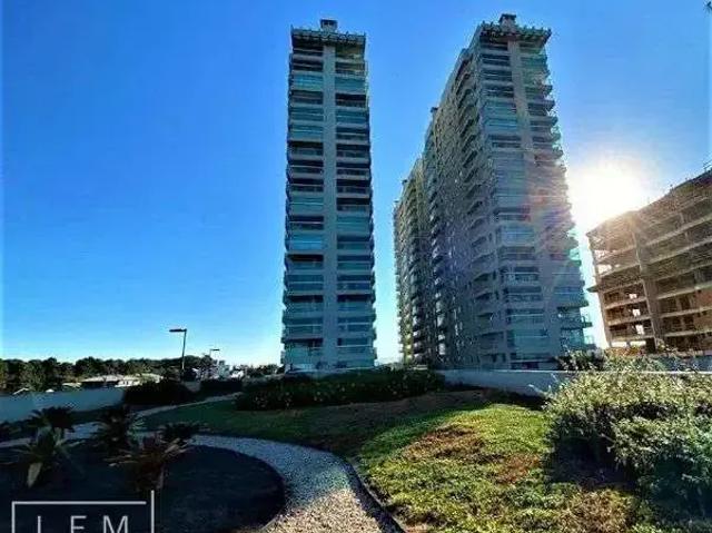 Apartamento para Venda em Balneário Piçarras/SC Itacolomi 3 Quartos
