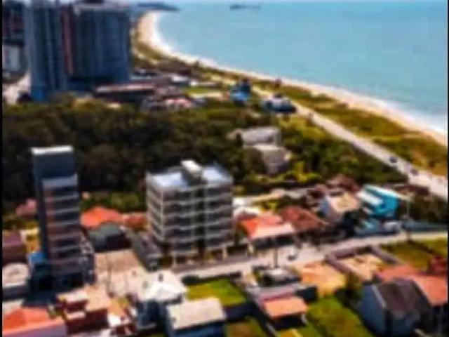 Apartamento para Venda em Balneário Piçarras/SC Itacolomi 3 Quartos