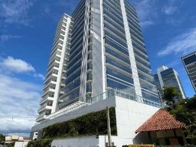 Apartamento para Venda em Balneário Piçarras/SC Itacolomi 3 Quartos