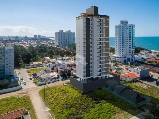 Apartamento para Venda em Balneário Piçarras/SC Itacolomi 3 Quartos