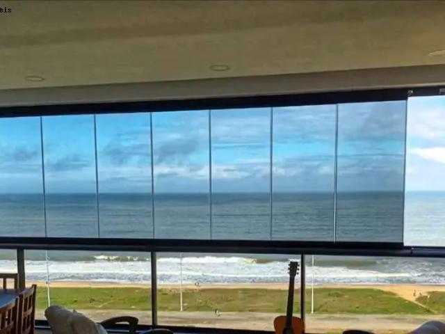 Apartamento para Venda em Balneário Piçarras/SC Itacolomi 3 Quartos