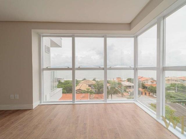Apartamento para Venda em Balneário Piçarras/SC Itacolomi 3 Quartos