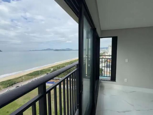 Apartamento para Venda em Balneário Piçarras/SC Itacolomi 3 Quartos