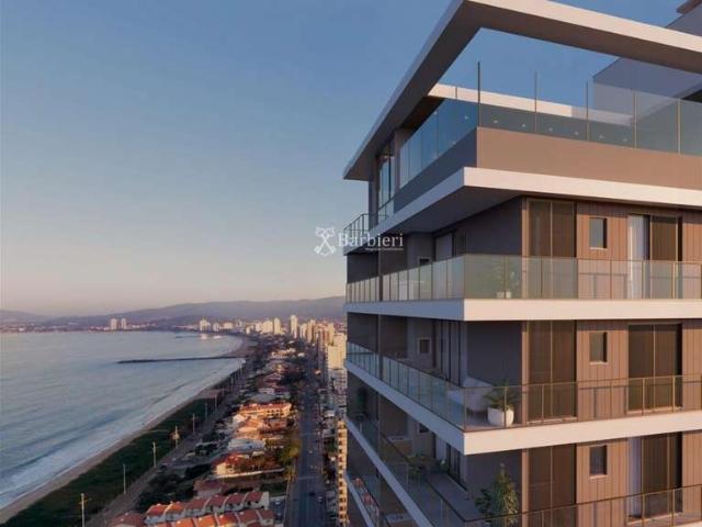 Apartamento para Venda em Balneário Piçarras/SC Itacolomi 3 Quartos