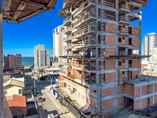 Apartamento para Venda em Balneário Piçarras/SC Itacolomi 3 Quartos