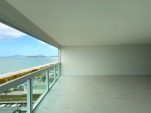 Apartamento para Venda em Balneário Piçarras/SC Itacolomi 3 Quartos