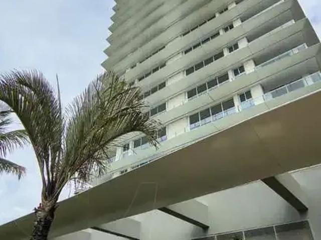 Apartamento para Venda em Balneário Piçarras/SC Itacolomi 3 Quartos