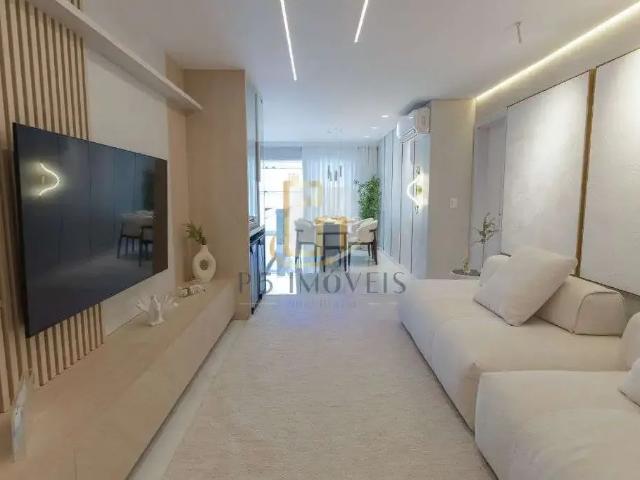 Apartamento para Venda em Balneário Piçarras/SC Itacolomi 3 Quartos