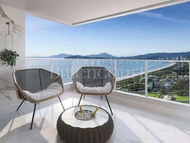 Apartamento para Venda em Balneário Piçarras/SC Itacolomi 3 Quartos